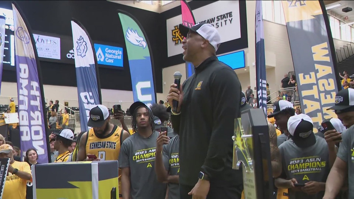 Basketball coach Amir Abdur-Rahim suddenly passes away | 11alive.com