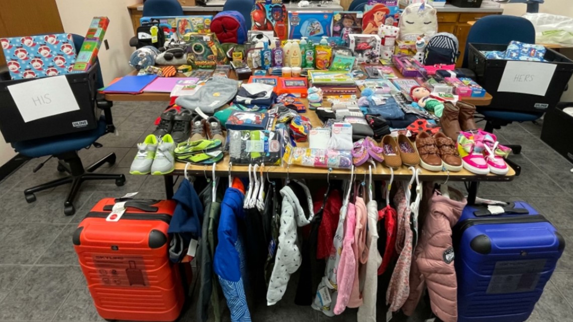 Amari Hall | Police buy supplies for siblings of child found dead ...