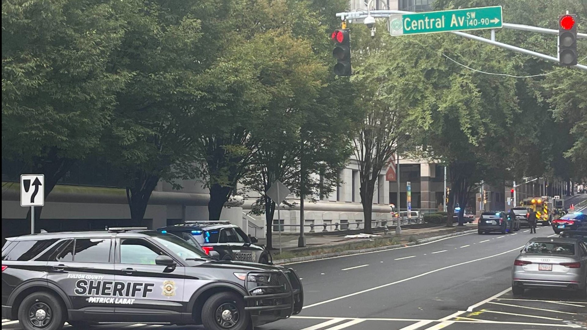 Fulton County Government Center closes due to outside fire | 11alive.com