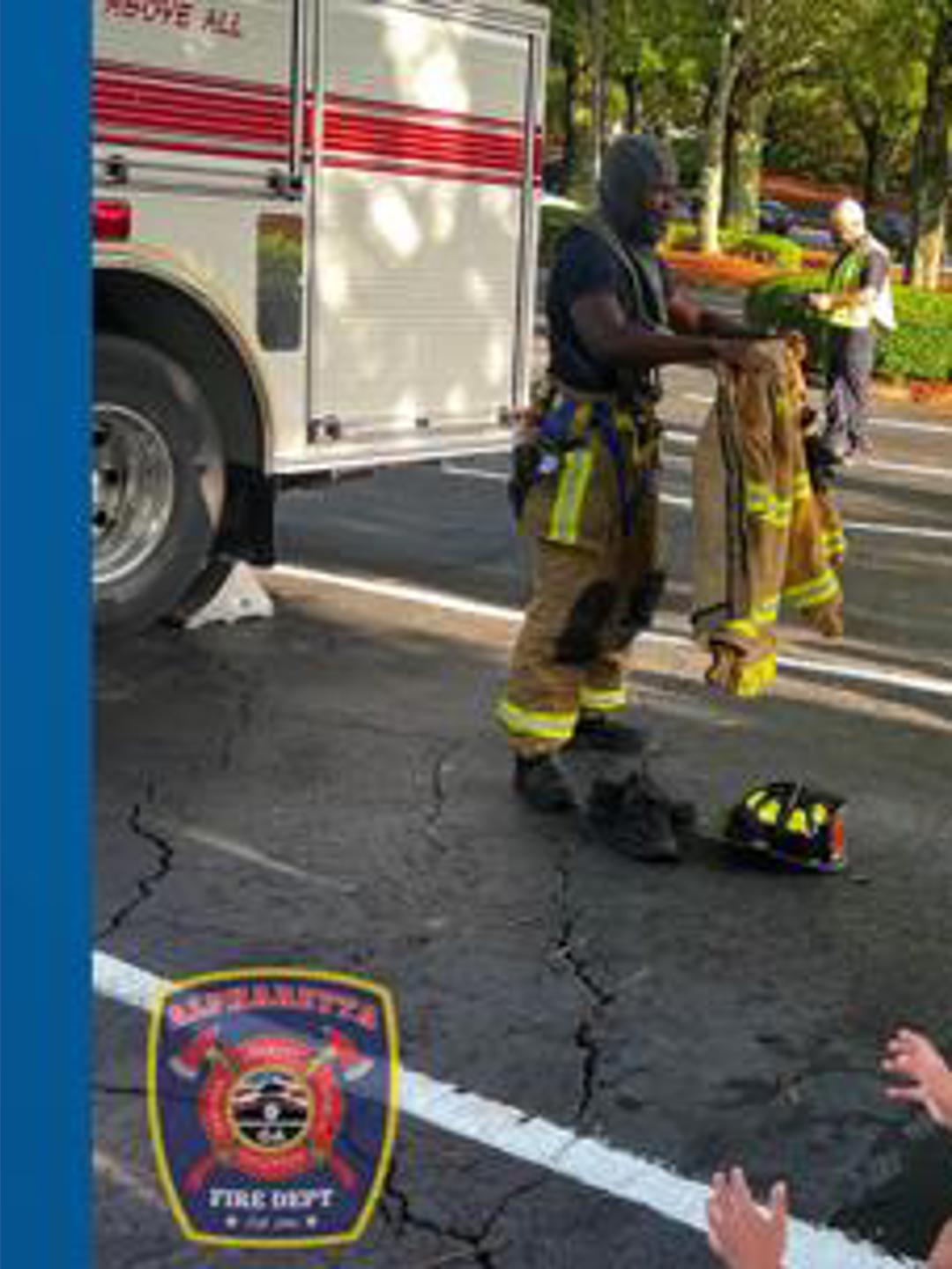 Alpharetta bus mishap; firefighters entertain kids | 11alive.com