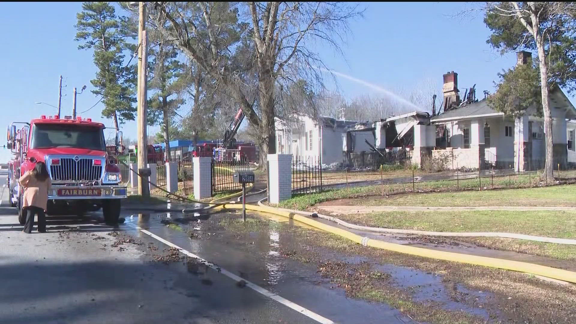 Centuries-old funeral home in Fairburn destroyed in major fire as owner ...