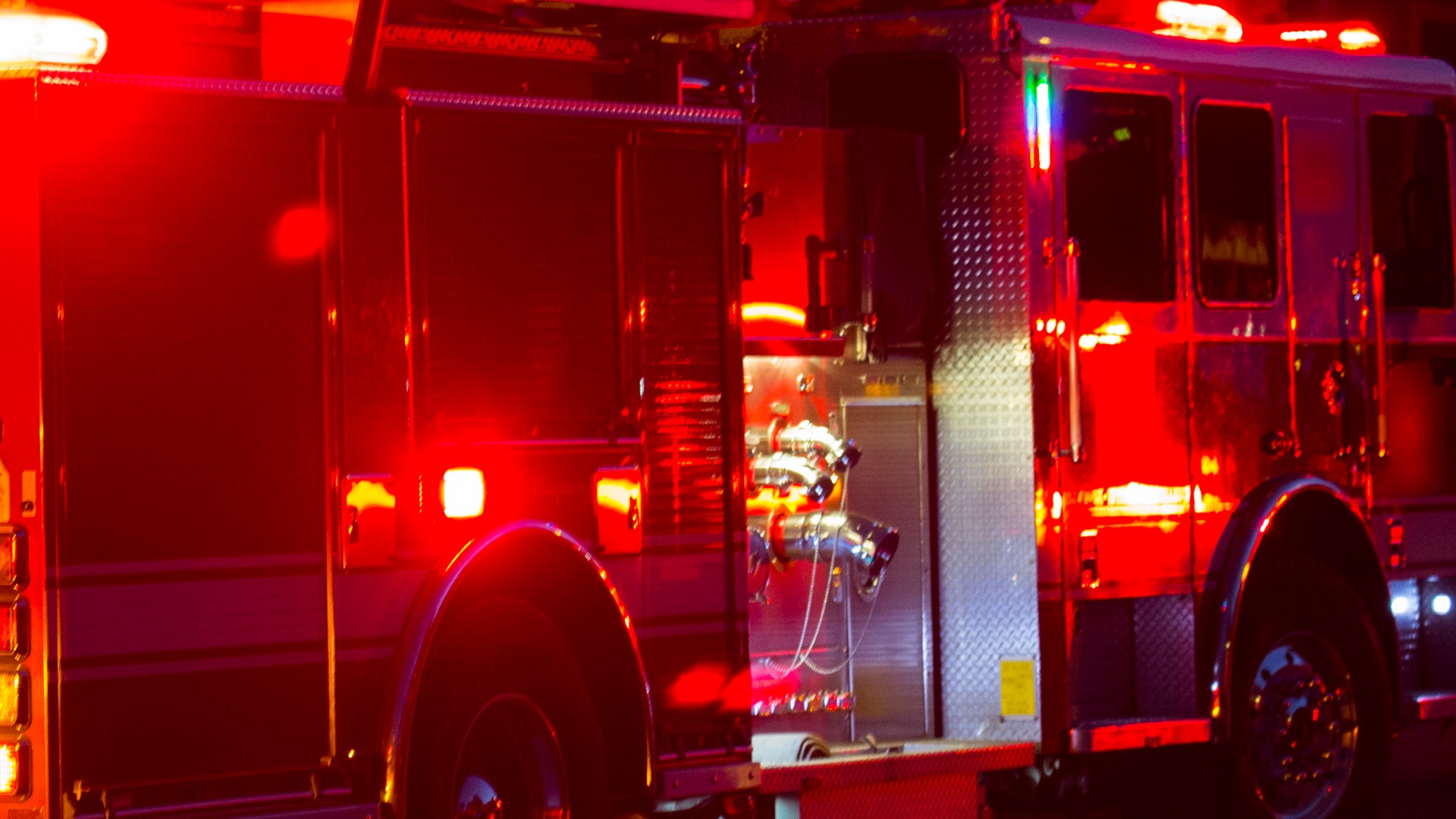 Gun pointed at Atlanta firefighter's face during medical call forcing ...