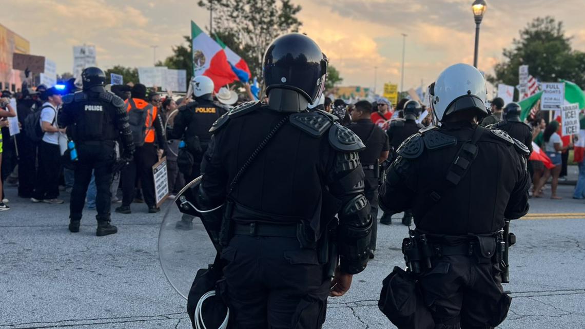 Brookhaven immigration protest on Buford Highway | 11alive.com