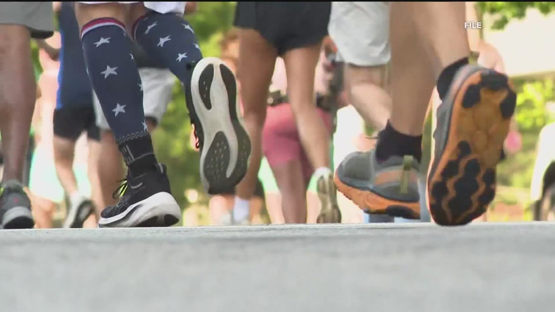 Runners prep for AJC Peachtree Road Race | What to know | 11alive.com