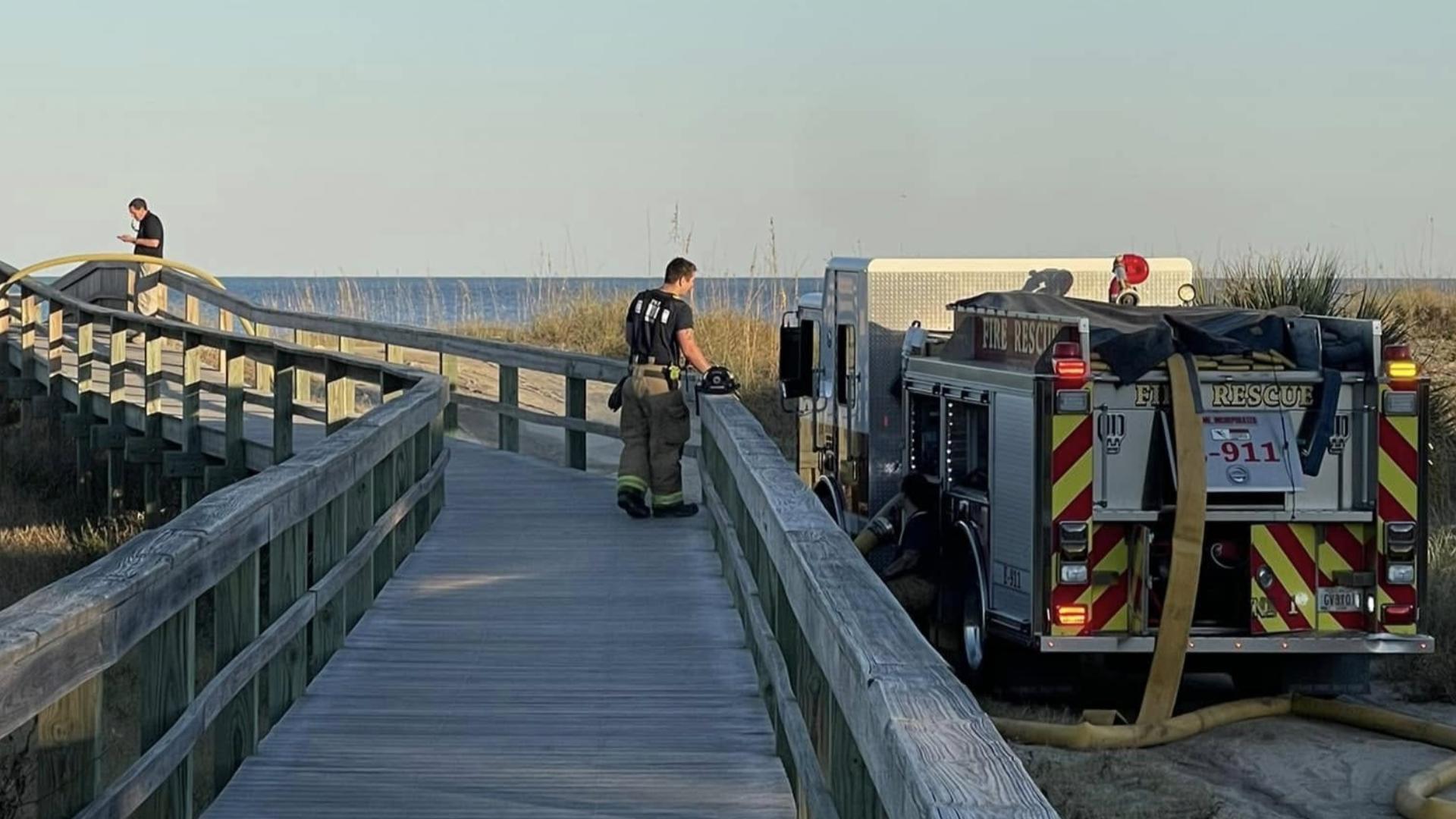 Dune fire burns five acres at popular Georgia tourist spot | 11alive.com