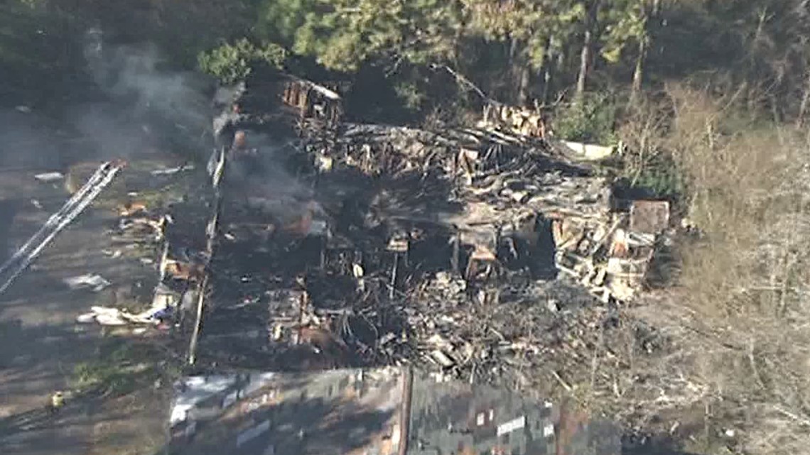 Clarkston Fire at Brannon Hill in DeKalb County | 11alive.com