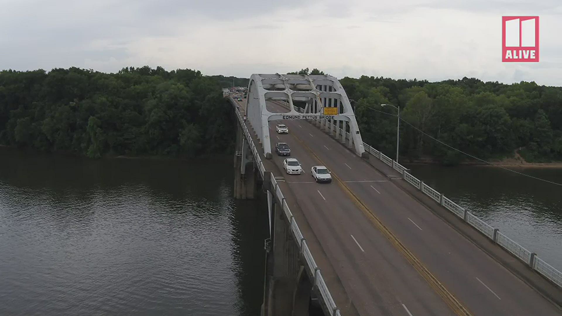 John Lewis: The Final Crossing of the Edmund Pettus Bridge | 11alive.com