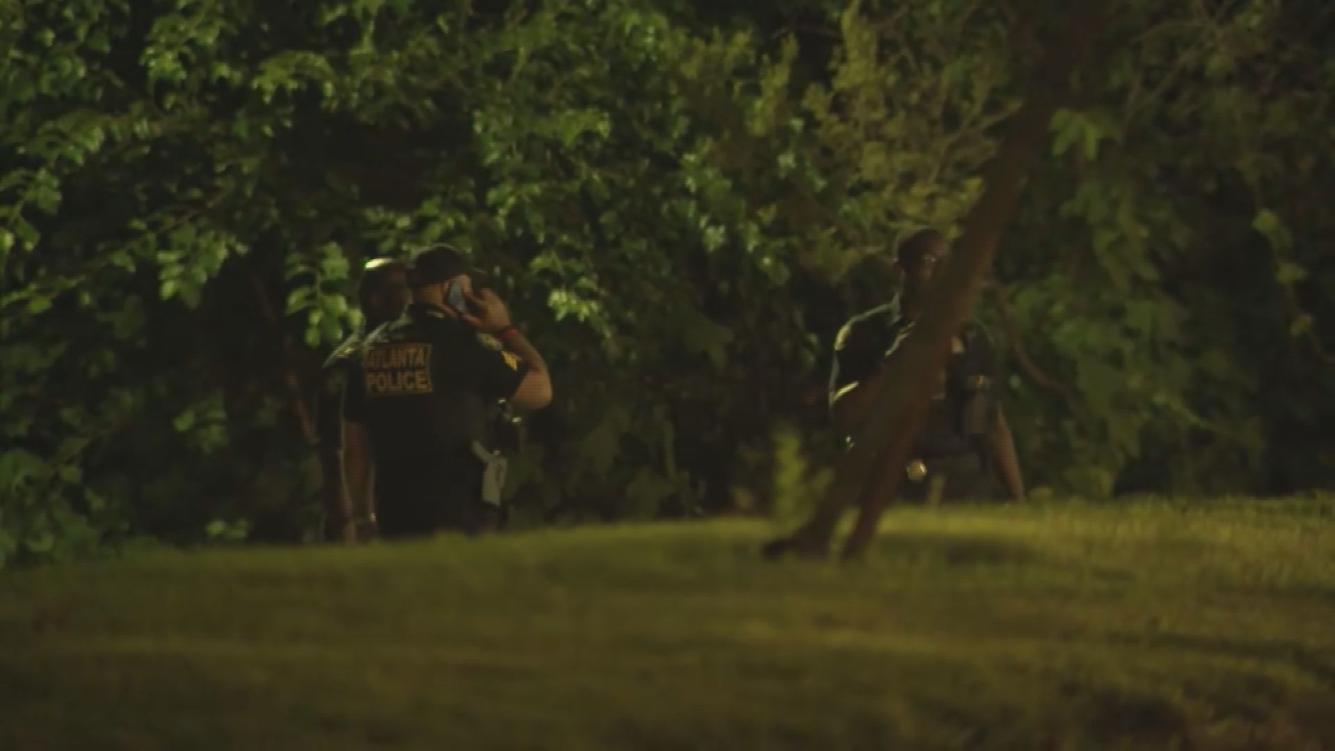 West Peachtree Street police scene in Midtown Atlanta | 11alive.com