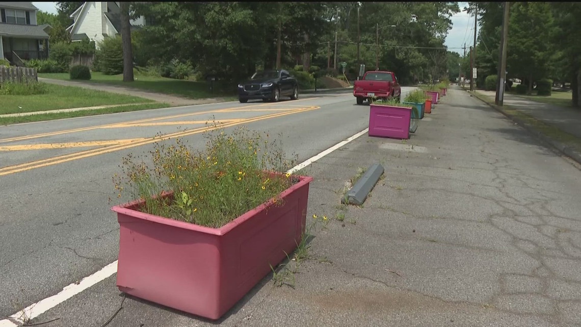 Decatur removing controversial West Howard planters after years of ...