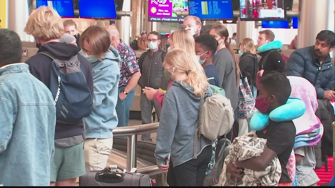 Spring break travelers return home | 11alive.com