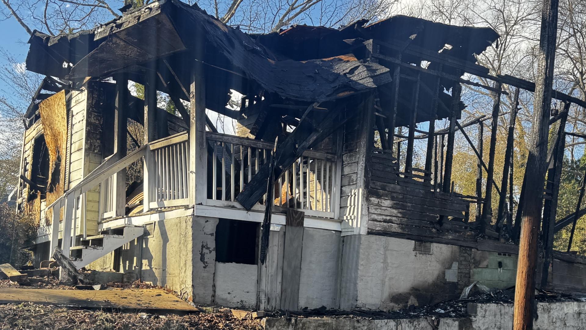 Atlanta house fire on Neal Street Bankhead neighborhood | 11alive.com