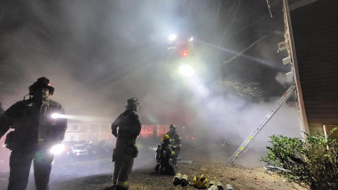 Rosemont Peachtree Corners Apartment fire cause & 11 people displaced ...