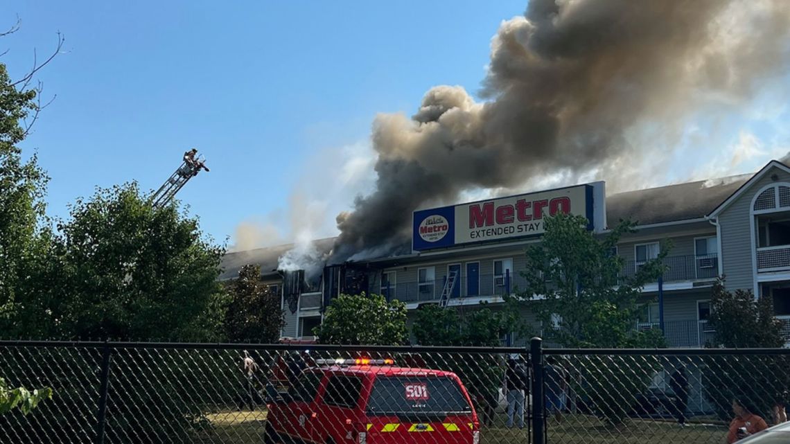 Metro Extended-Stay Hotel fire; 30 displaced: Officials | 11alive.com