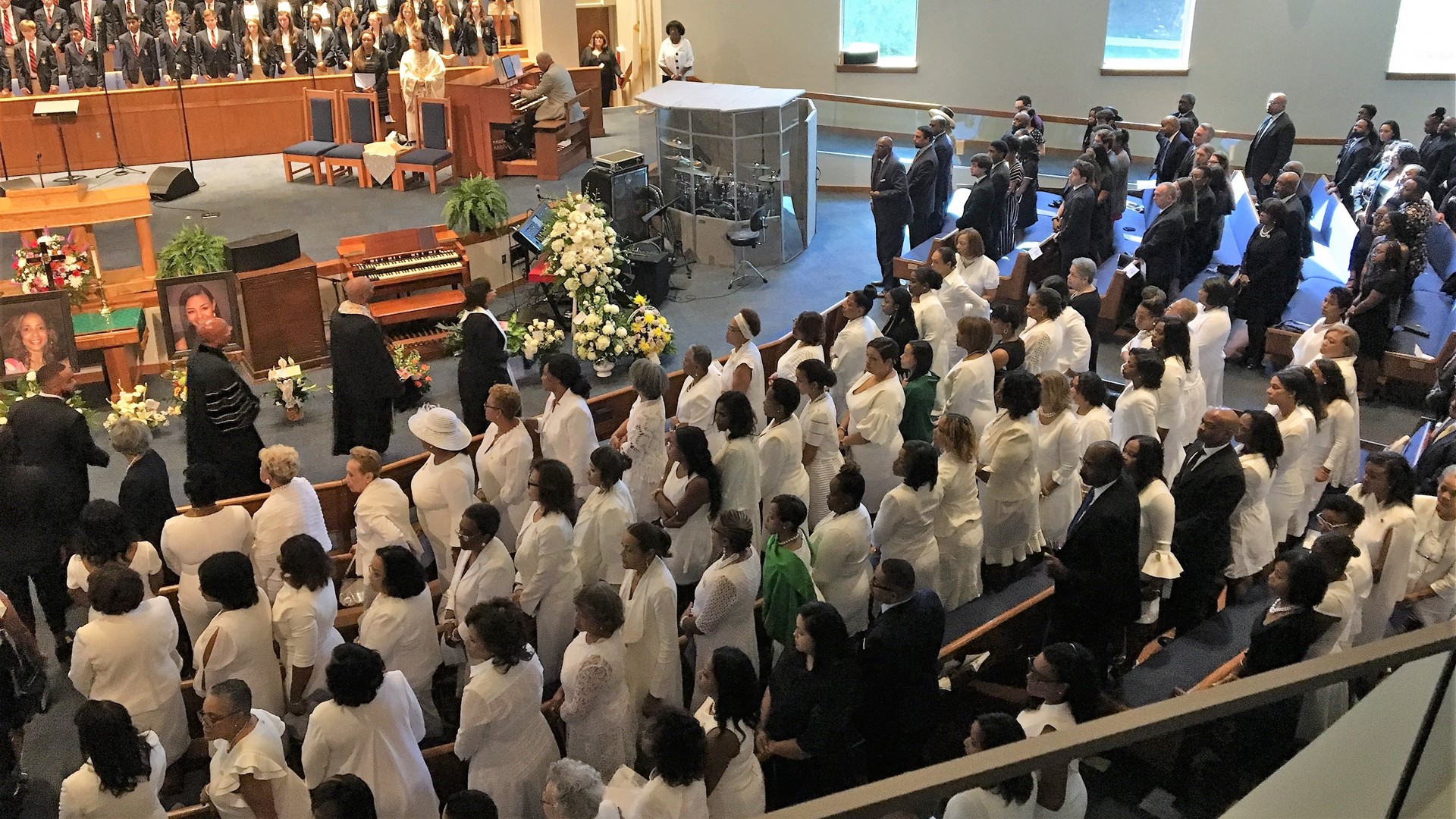 Marsha Edwards, Chris Edwards and Erin Edwards funeral held | 11alive.com