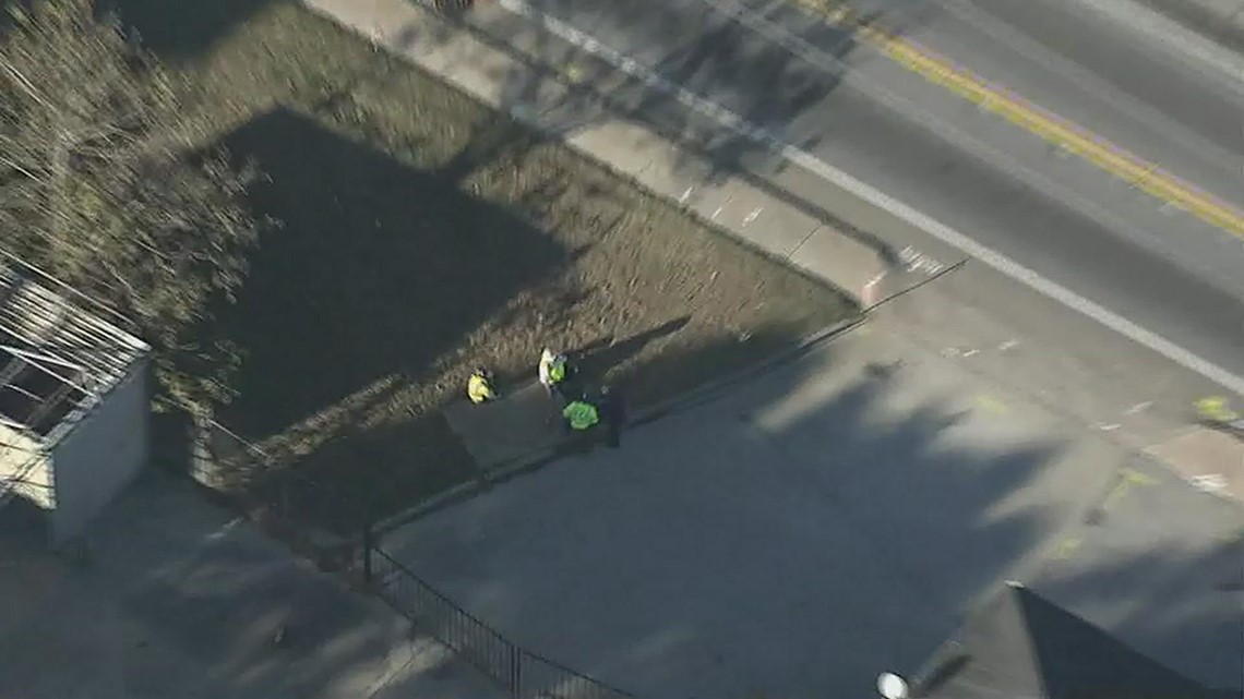 Chopper video: Gas line rupture on Donald Lee Hollowell Parkway forces ...