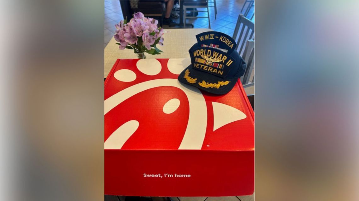 Navy Veteran Richard Stroud Celebrates 99th with Chick-fil-A | 11alive.com