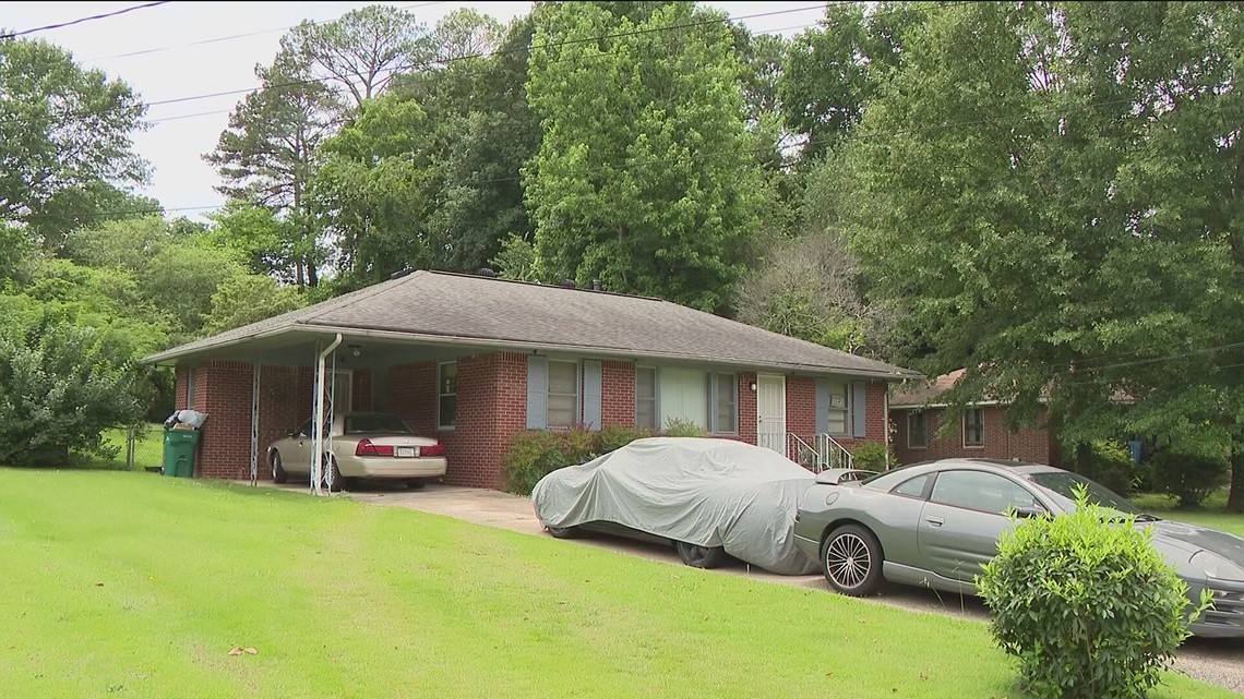 Russell Cheeves charged after being found with missing teen girl ...