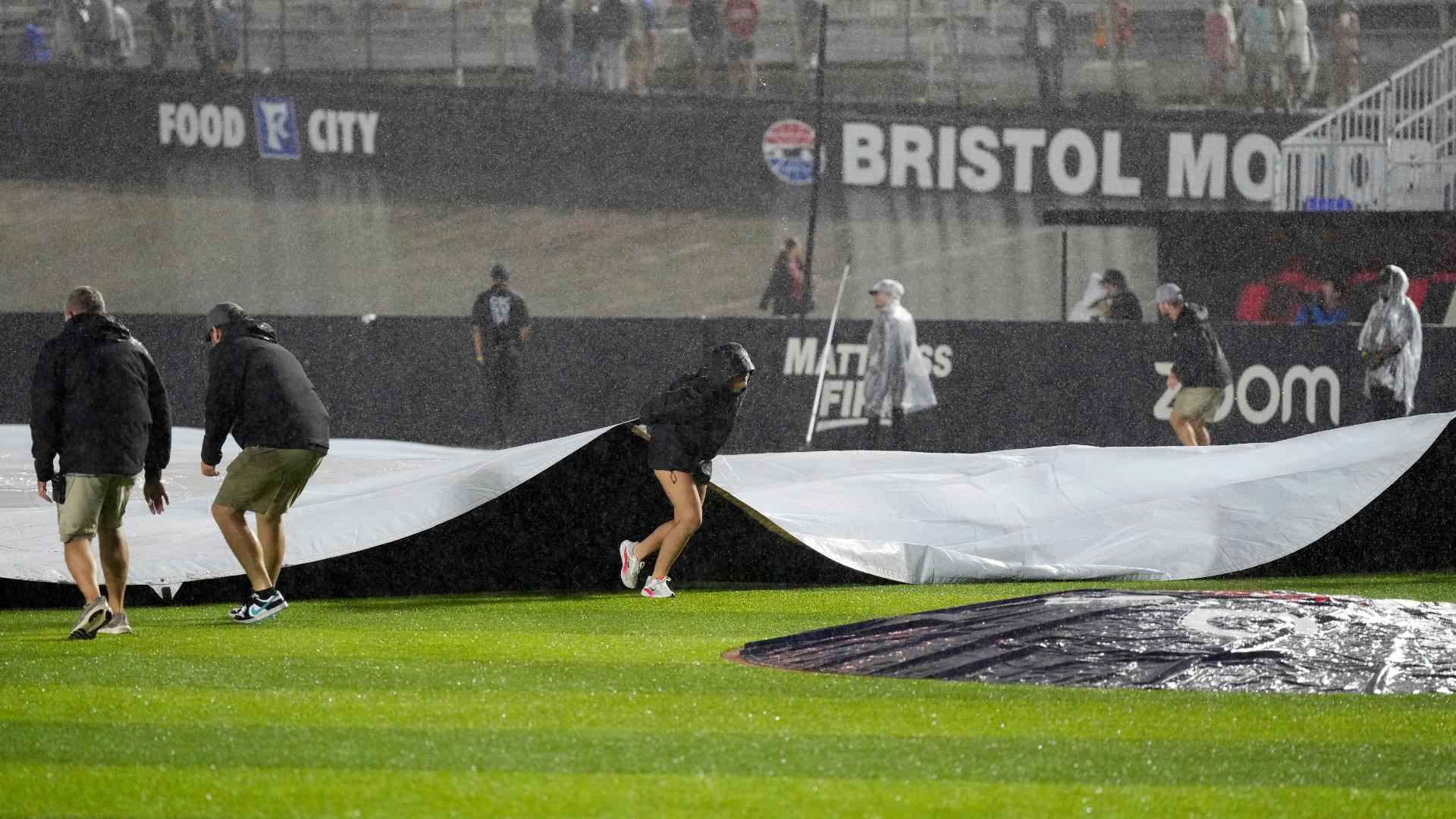 Braves, Reds game rain delay at Bristol Motor Speedway | 11alive.com