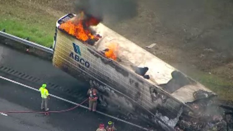 I-75 south shut down in Acworth due to tractor trailer fire | 11alive.com