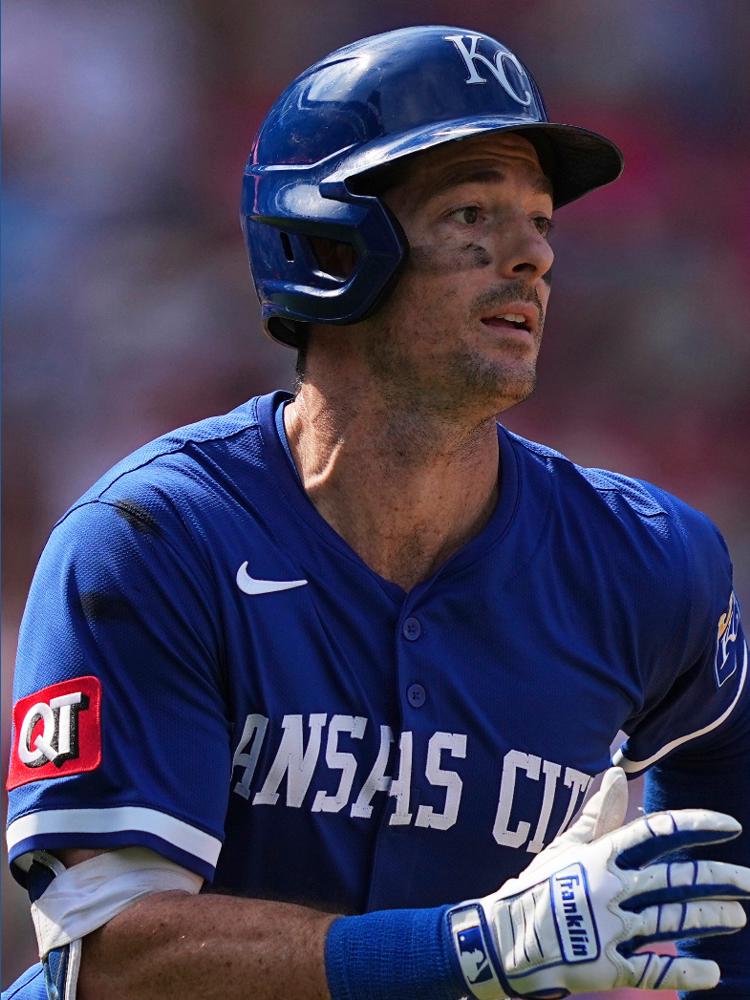 Outfielder Mike Yastrzemski agrees to $23 million, 2-year deal with the ...