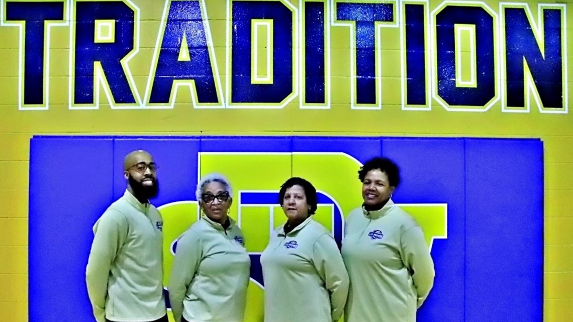 Southwest DeKalb girls basketball coaching McDonald's All-America ...