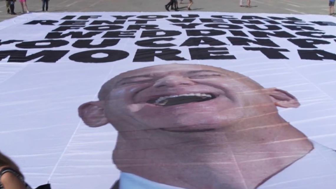 Venice protests against Jeff Bezos and Lauren Sanchez's upcoming ...