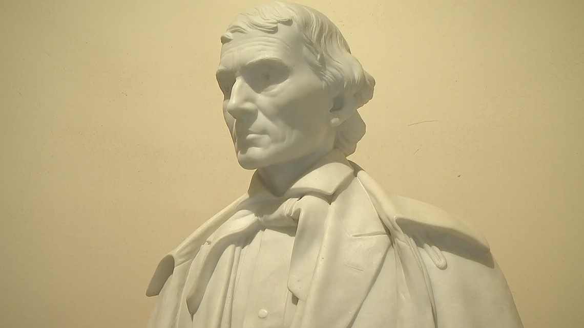 Confederate Alexander Stephens statues, paintings should go | 11alive.com