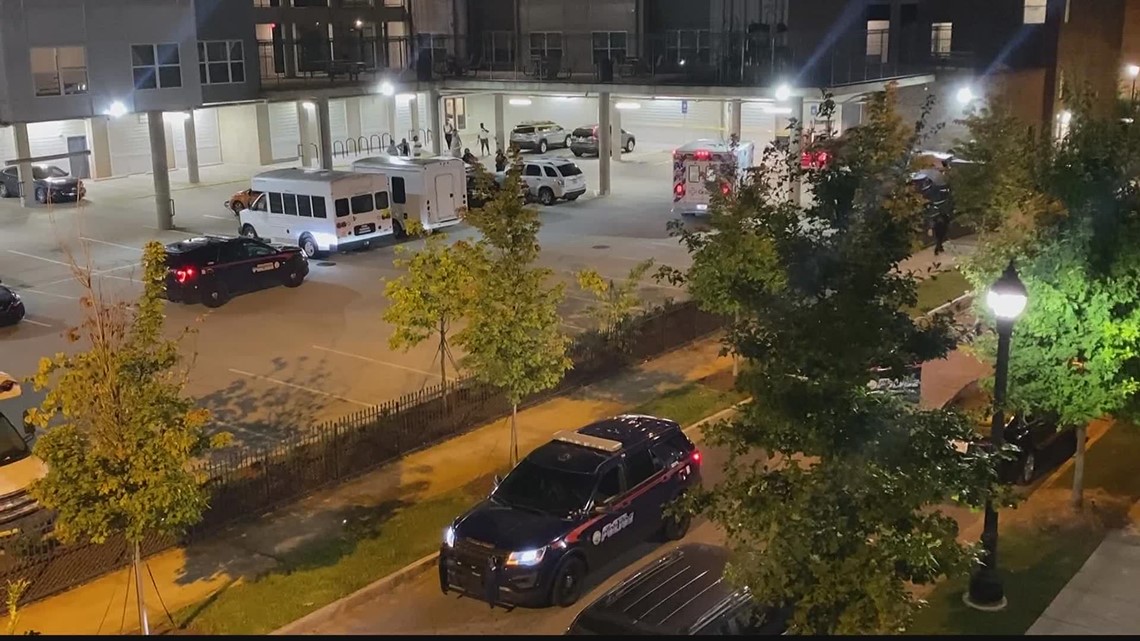Security guard shot | Boulevard | Atlanta | 11alive.com