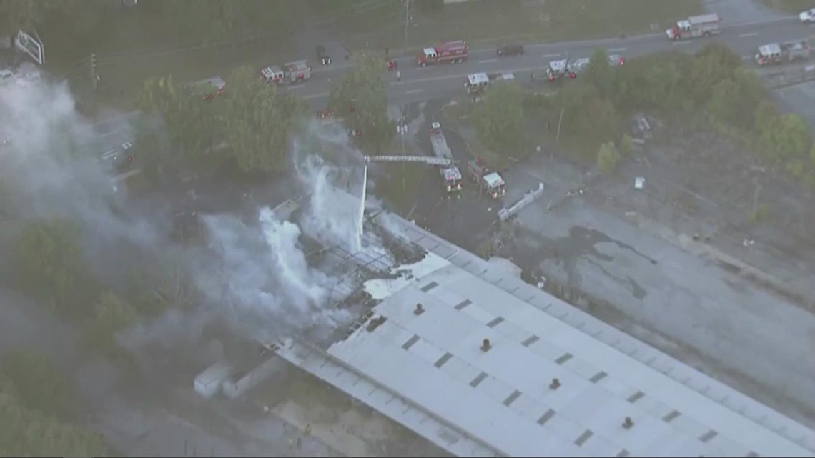 Large warehouse fire in southwest Atlanta | 11alive.com