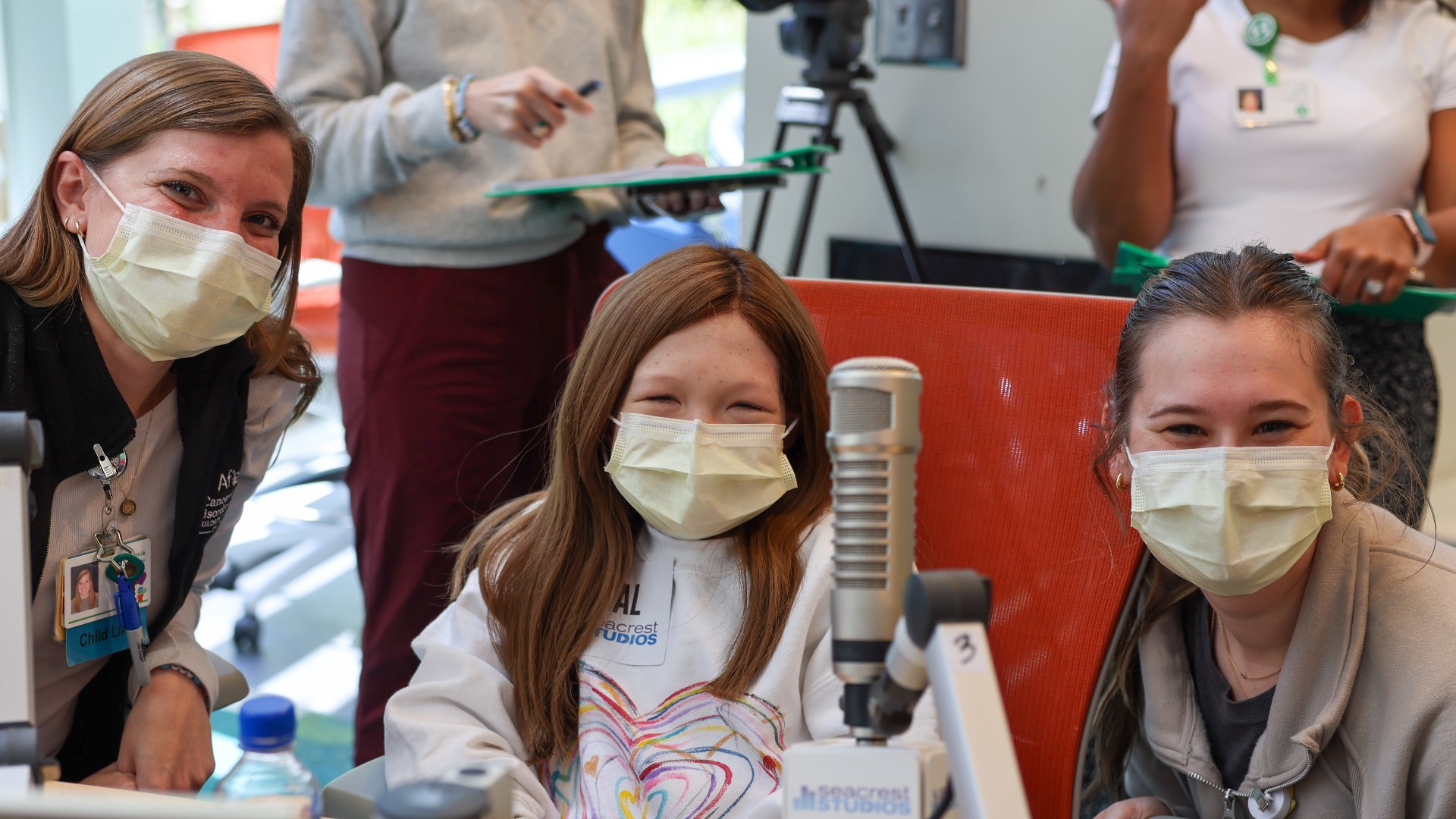 Ryan Seacrest visits Children's Healthcare of Atlanta | 11alive.com