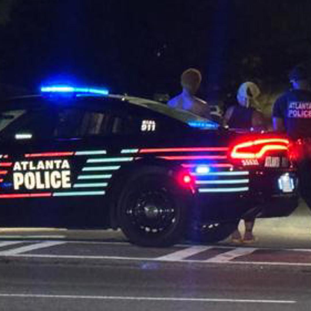 60-year-old man arrested, SWAT standoff in Atlanta | 11alive.com