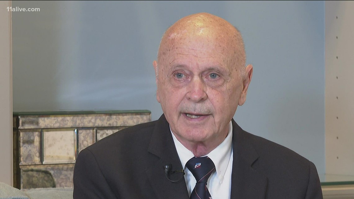 Retired Delta captain who saw 9/11 attack describes moment | 11alive.com