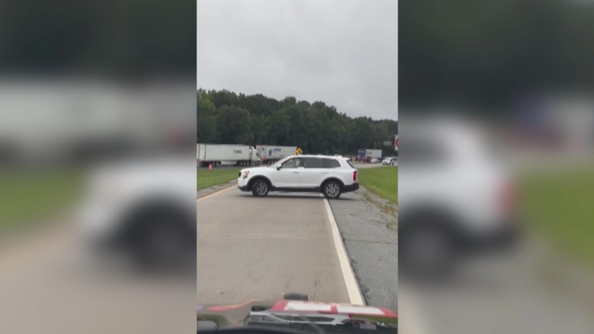 I-20 wrong-way maneuvering on entrance ramp video | 11alive.com