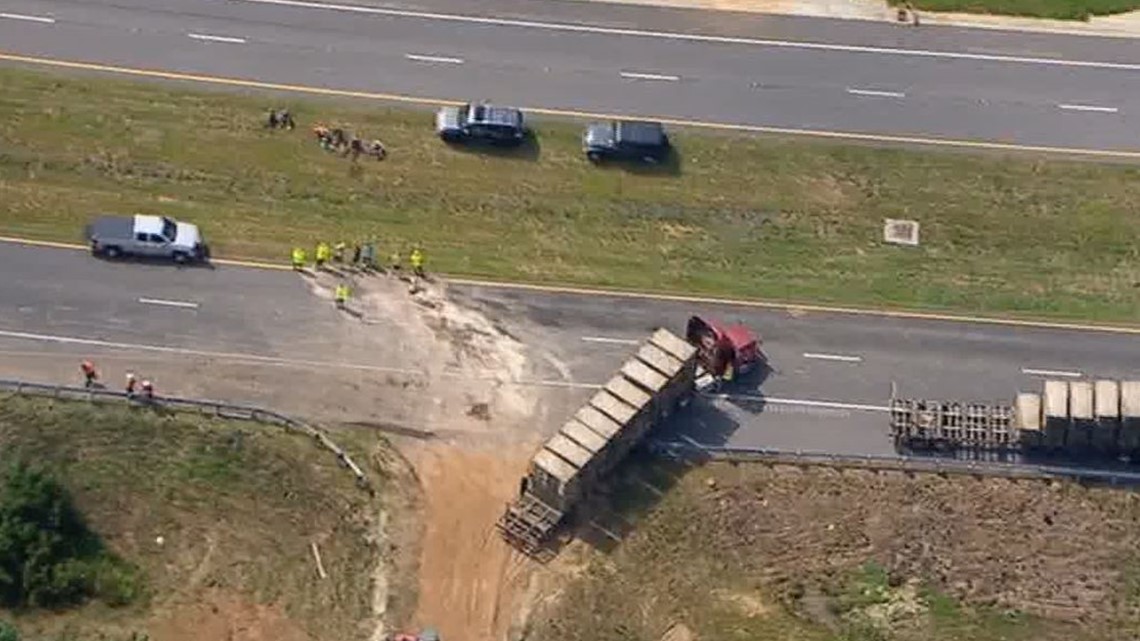 Crash scatters chickens along roadway | Aerials | 11alive.com