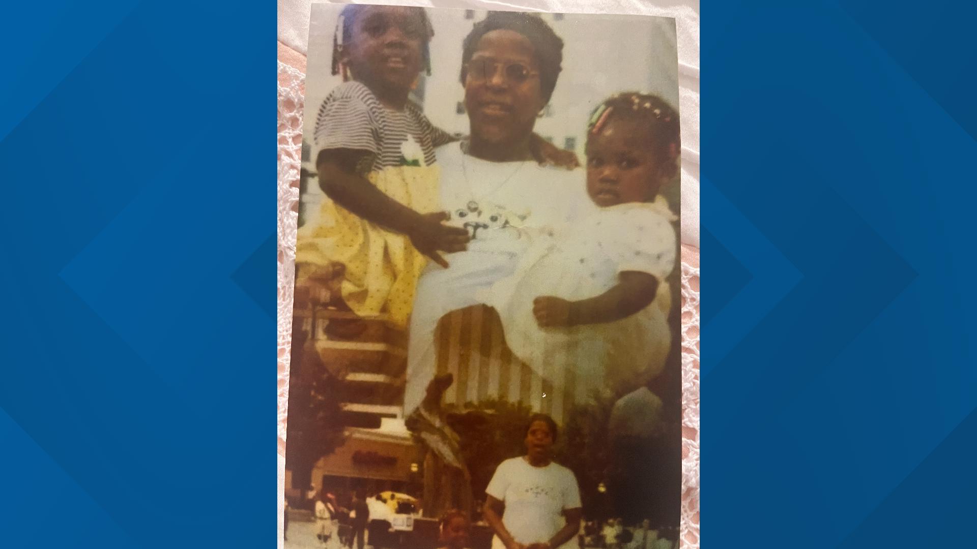 'Nobody helped her': Daughter grieving after beloved mother killed in ...