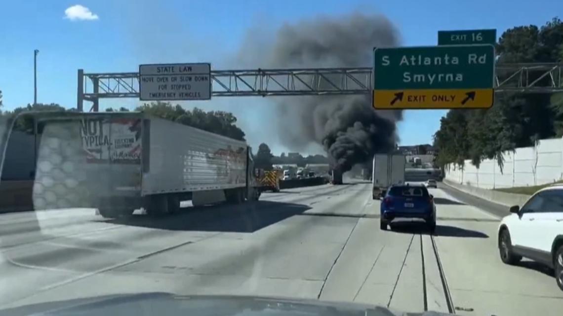 Atlanta traffic alert | Vehicle fire shuts down all lanes I-285 ...