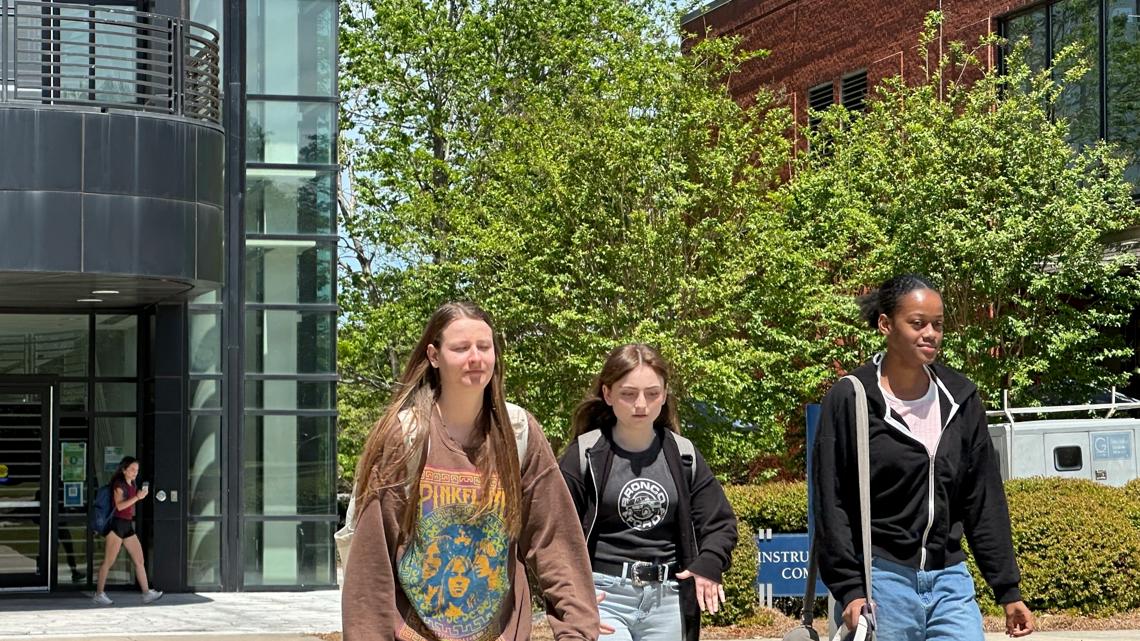 Georgia public universities and colleges see enrollment rise | 11alive.com