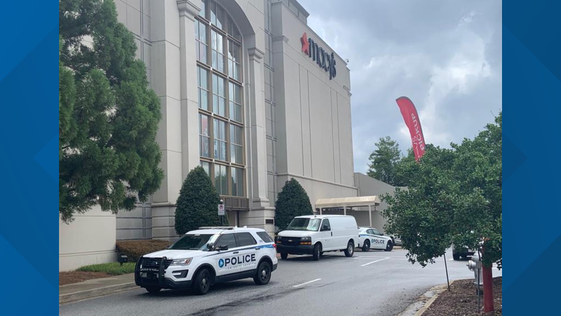 Mall of Georgia Macy's employee recovering from collapsed lung after ...