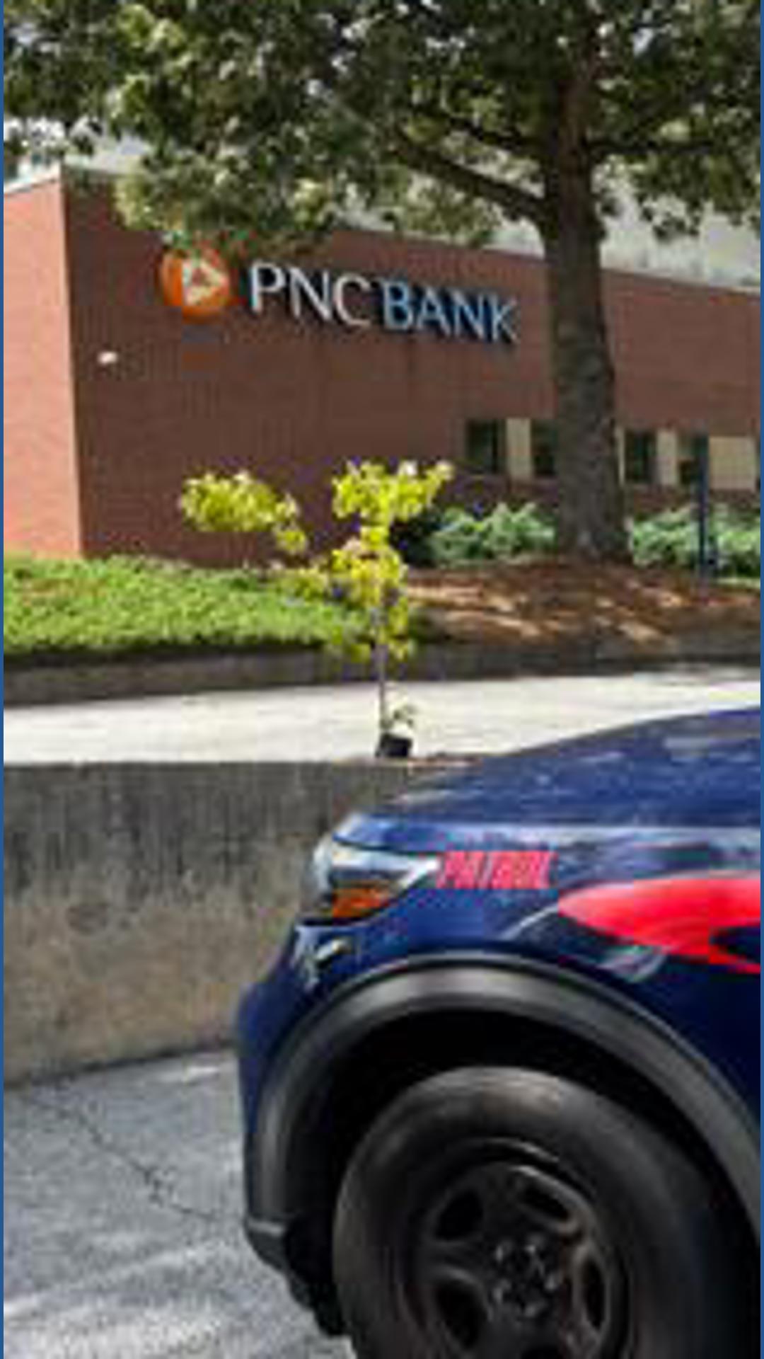 Atlanta police investigating robbery at PNC bank | 11alive.com