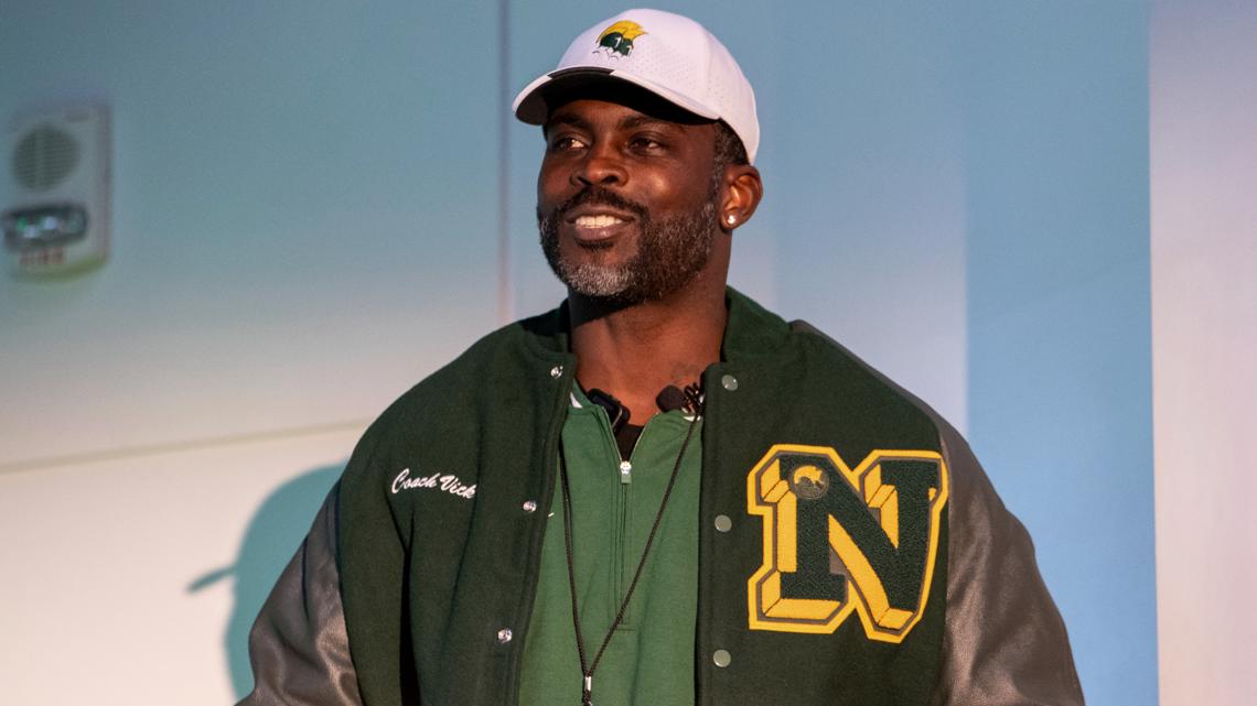 Michael Vick introduced as Norfolk State’s football coach | 11alive.com