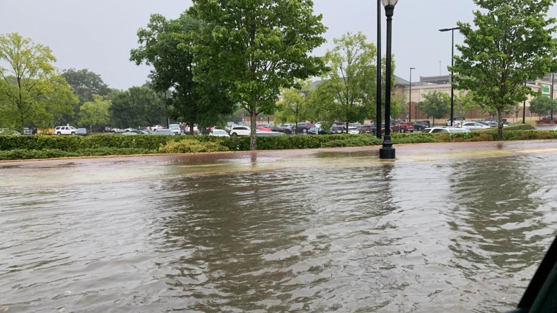 Roads flooded in metro Atlanta after heavy rain | 11alive.com