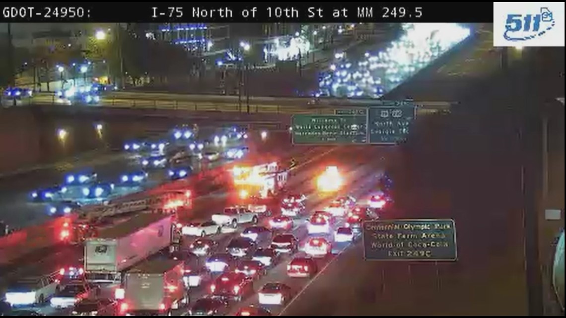 Atlanta traffic: I-85 and I-75 southbound near Freedom Parkway ...