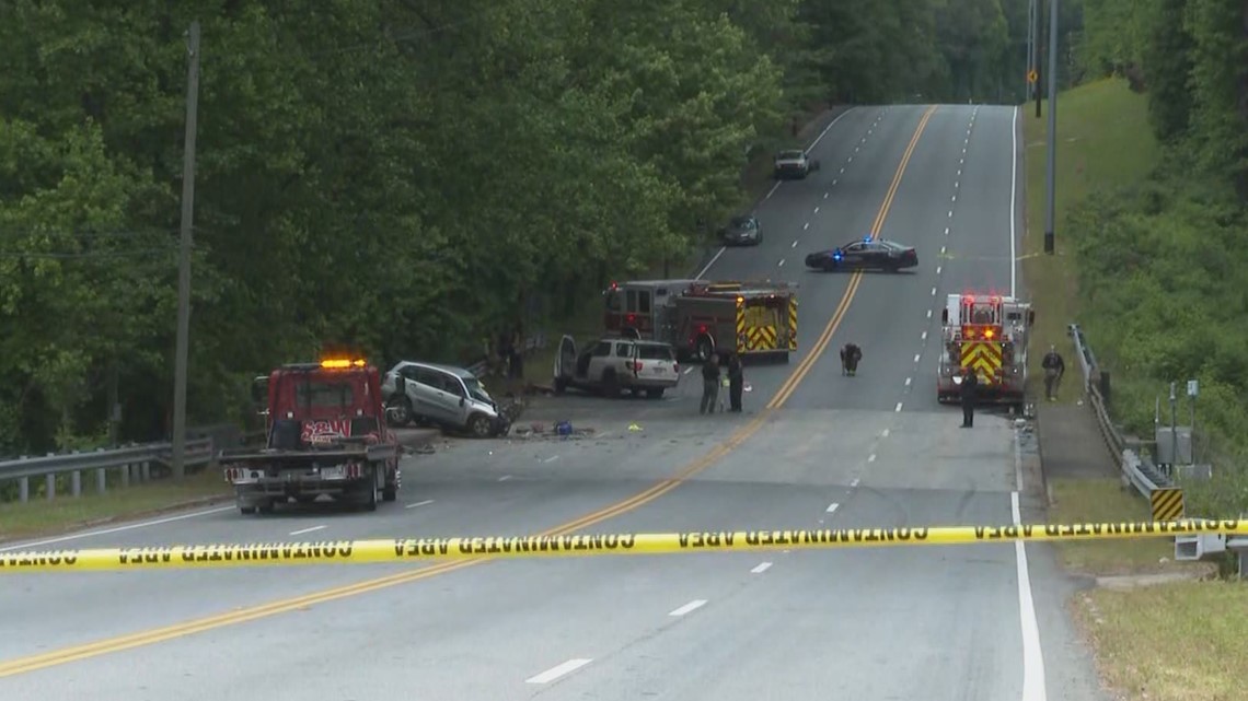 1 dead in Atlanta crash | 11alive.com