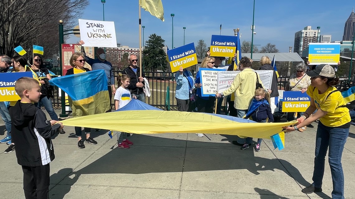 Ukraine rally at Centennial Olympic Park | 11alive.com