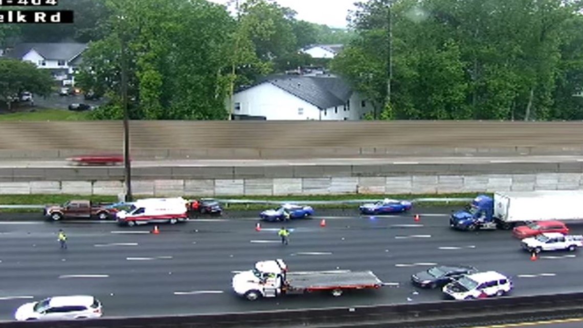 Atlanta traffic I 75 South wreck backs things up | 11alive.com