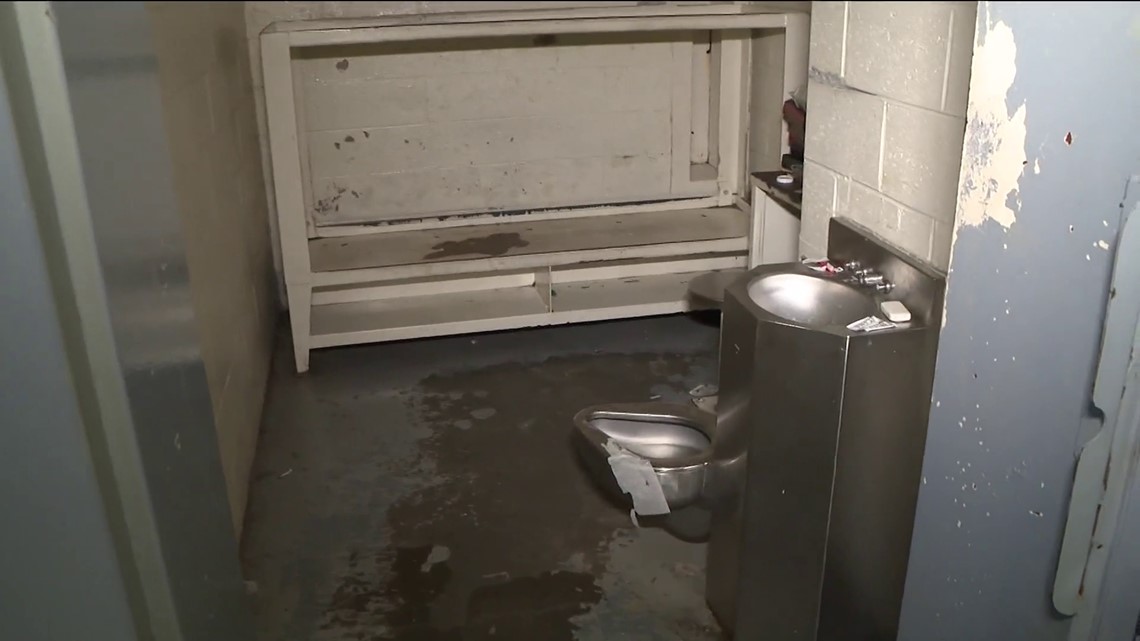 Photos: A look inside the Fulton County Jail | 11alive.com