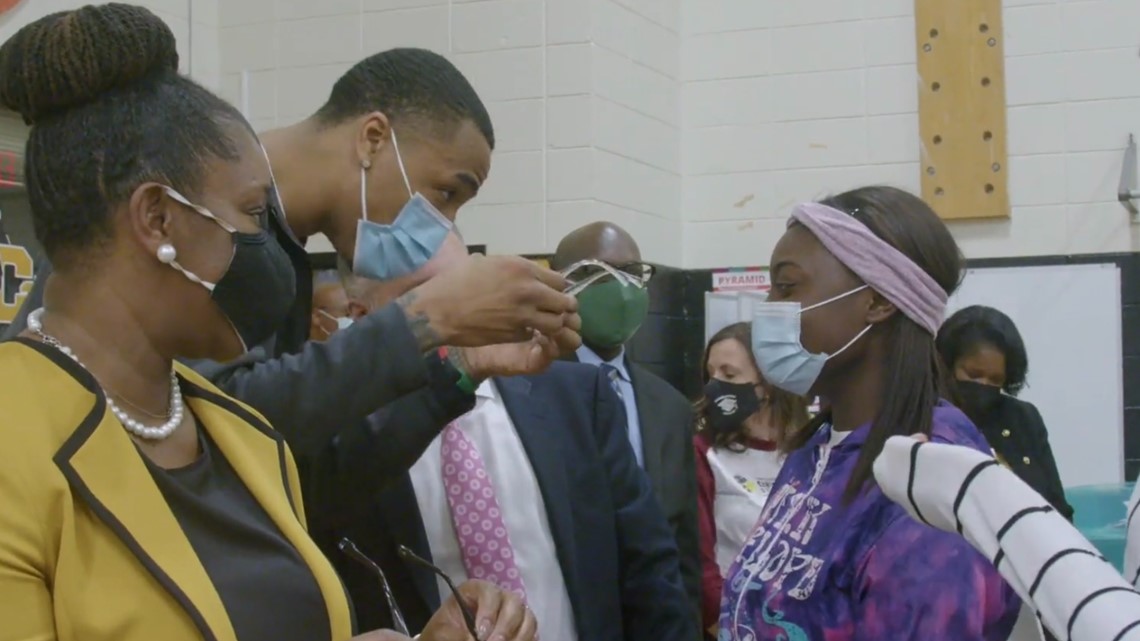 Atlanta Hawks Vision To Learn bring eye exams glasses to students ...