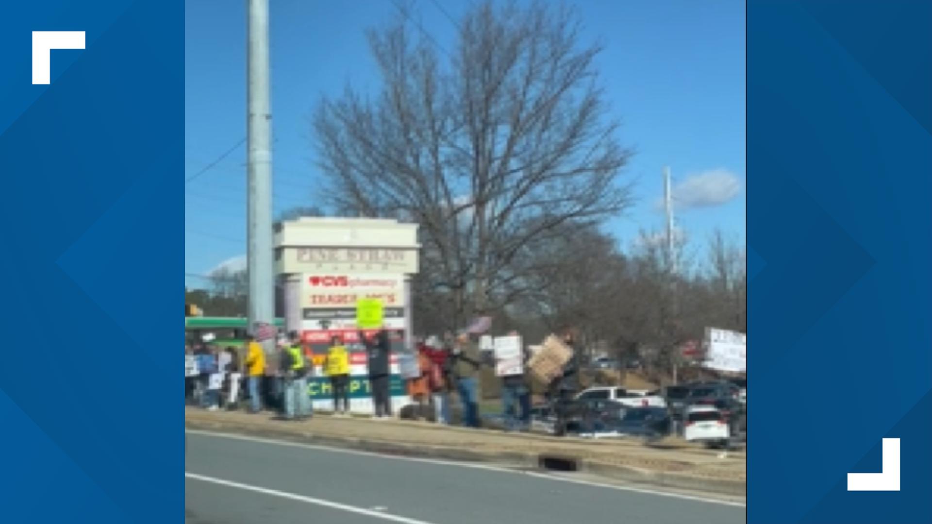 ICE protest activity around metro Atlanta on Sunday | 11alive.com