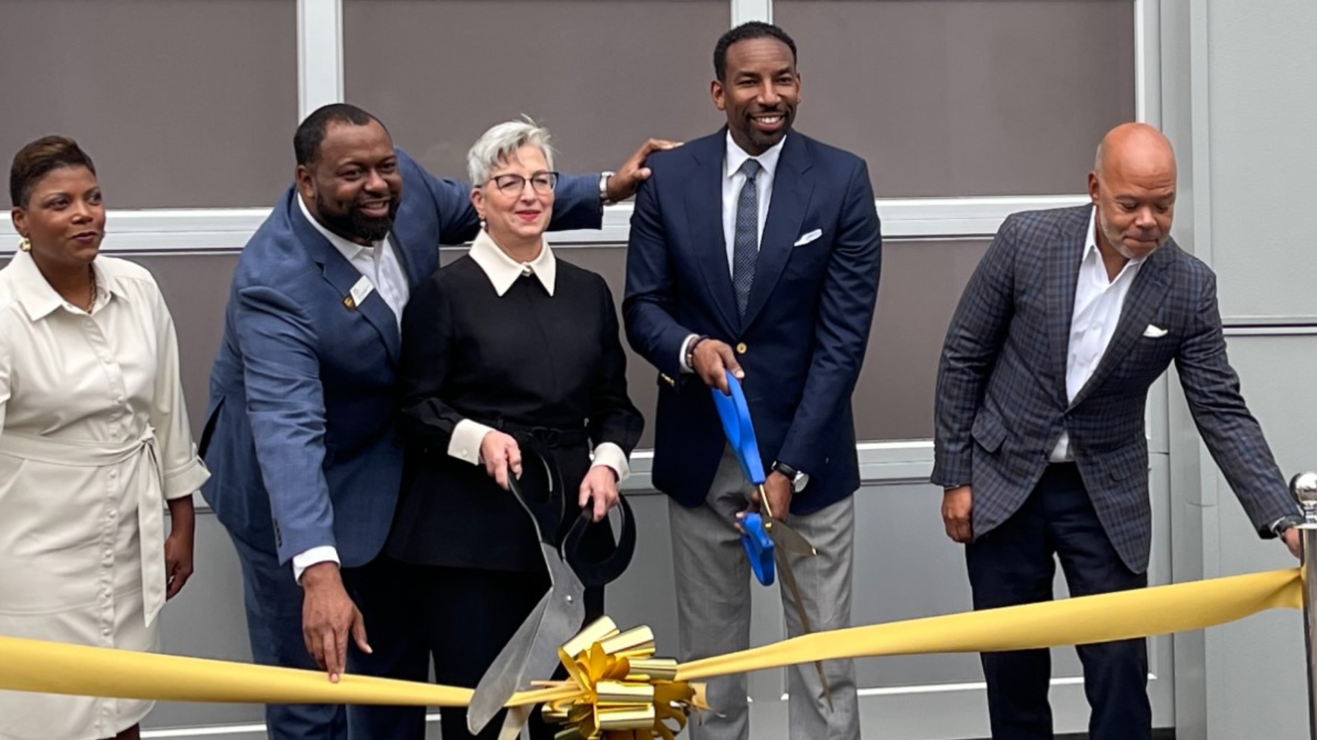 UPS new Atlanta logistics center to support Black entrepreneurs ...