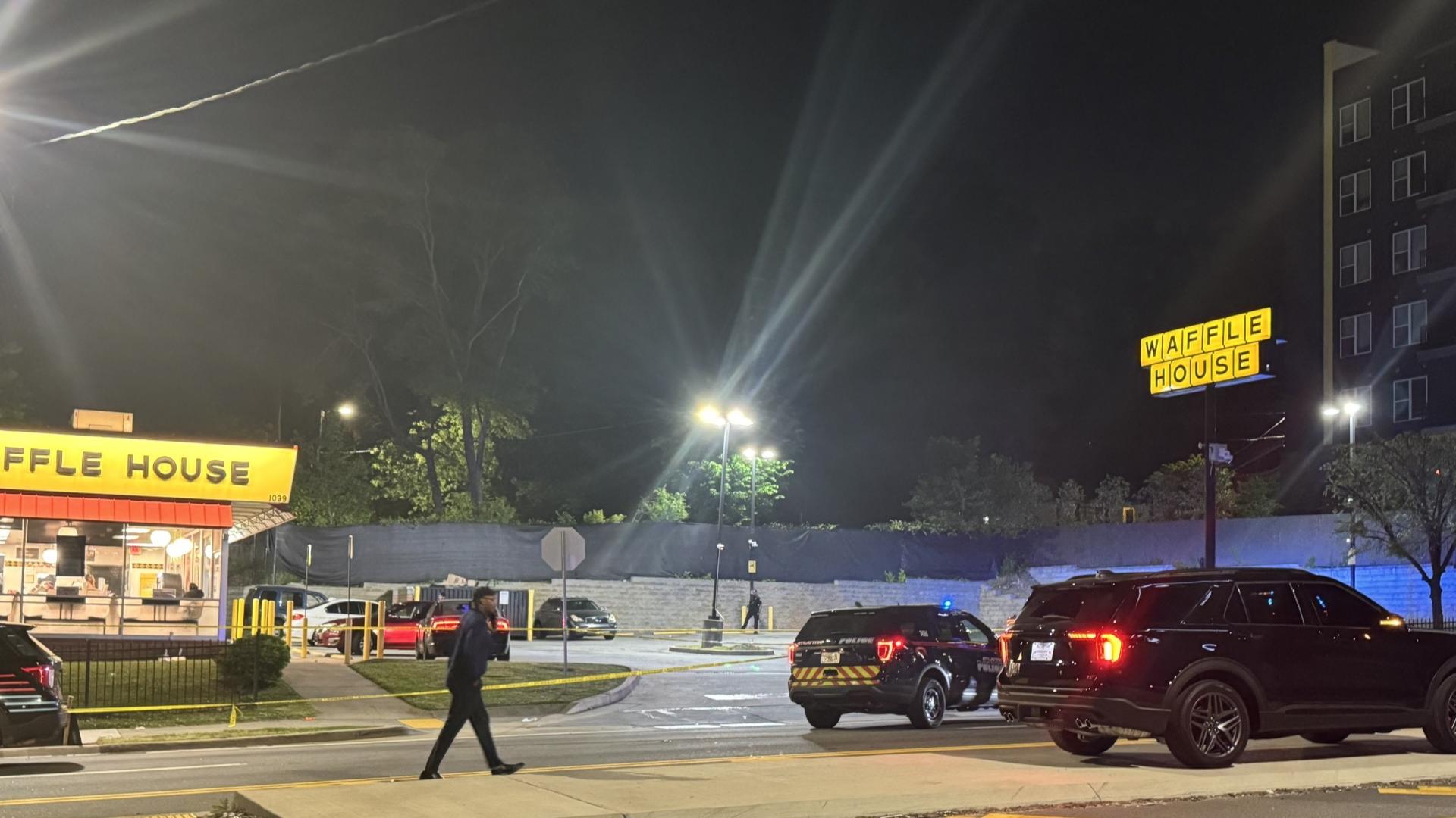 Gunfire erupts between groups at Atlanta Waffle House | 11alive.com